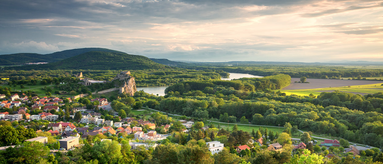 Luxury River Cruises in Europe | Riverside Luxury Cruises