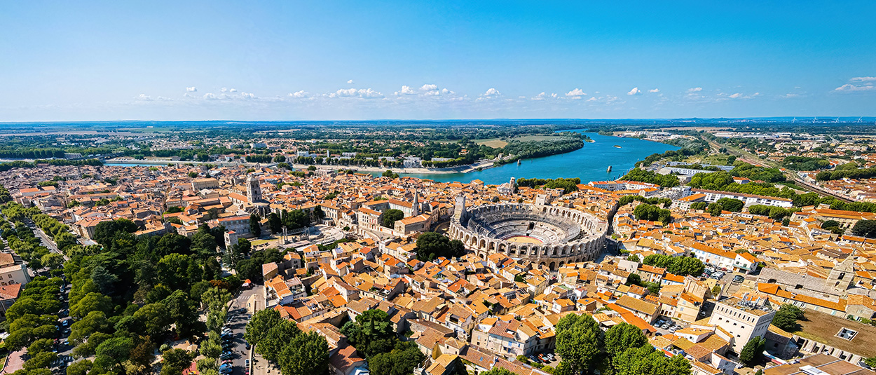 Luxury Cruise on the Riverside Ravel | Riverside Luxury Cruises